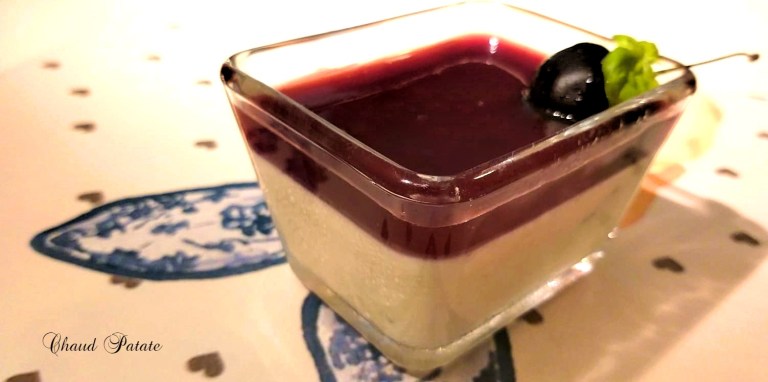 Pannacotta aux fruits rouges et basilic – Chaud Patate